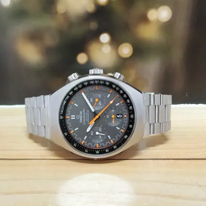 Omega Speedmaster Mark II Co-axial Chronometer Chronograph | Luxepolis ...